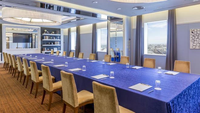 【神戸】スイート 高級感溢れる会場@ザ マーカススクエア 神戸の写真3