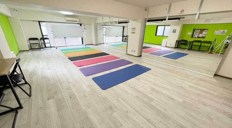 【広々45㎡】完全個室の全面鏡張｜ダンス練習ができる【24時間営業】神戸御影の当日予約可能のレンタルダンススタジオ