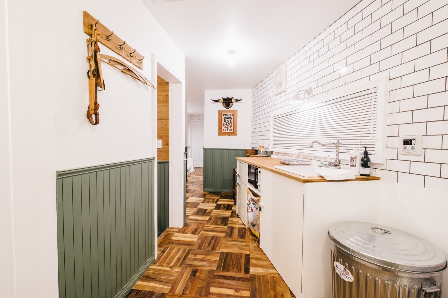 キッチン付き、ヴィンテージアメリカンなコテージ！女子会・誕生日会・パーティ・撮影などに！の写真1