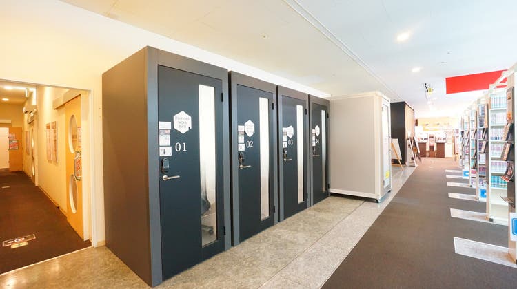 <RemoteworkBOX 自遊空間BIGBOX高田馬場店【No.1】>24H営業!Wi-Fi無料!2時間以上の利用でお得!の写真1