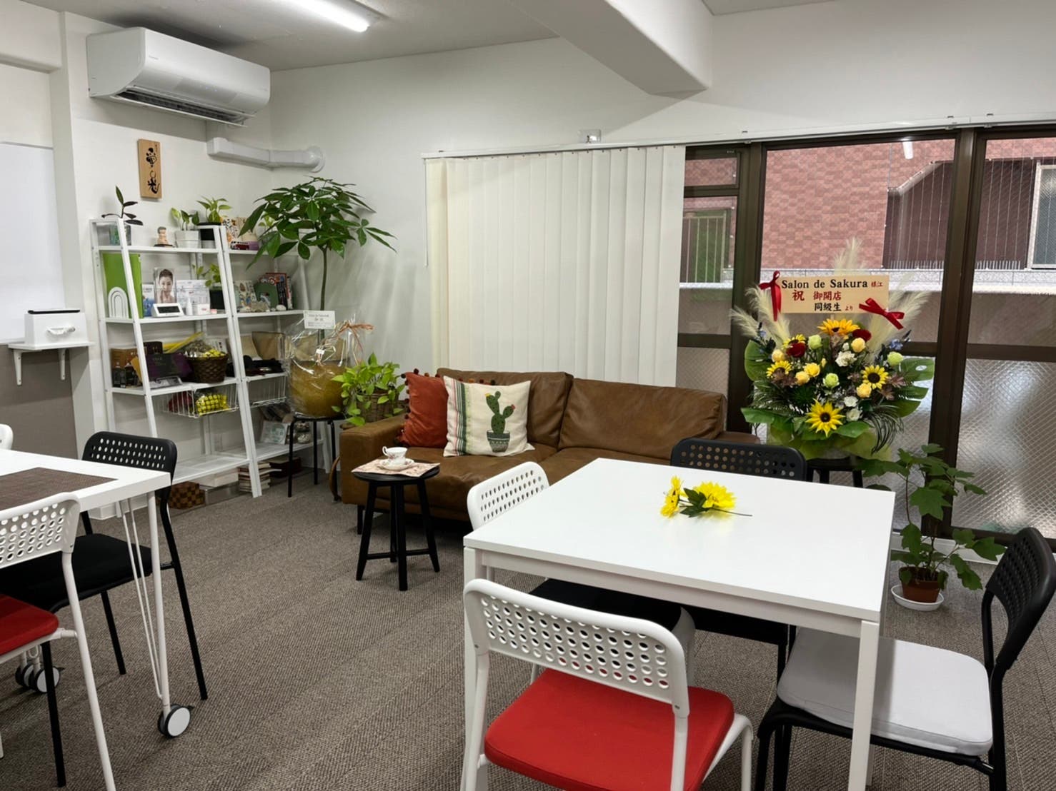 大阪ﾒﾄﾛ中津駅から徒歩20秒！各種パーティー、カルチャー教室、商品説明会。キッチン・大型TV・ホワイトボード完備の写真19