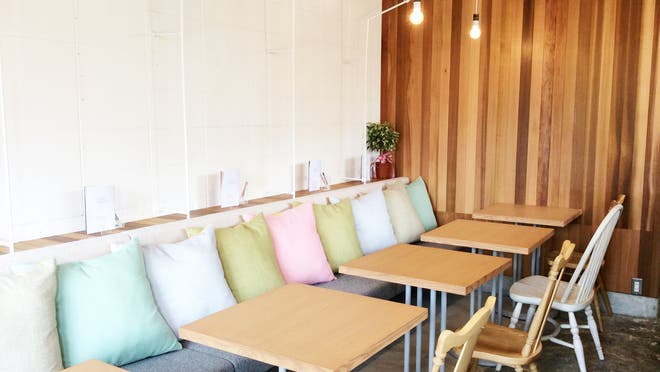 野江駅徒歩4分のブックカフェですの写真2