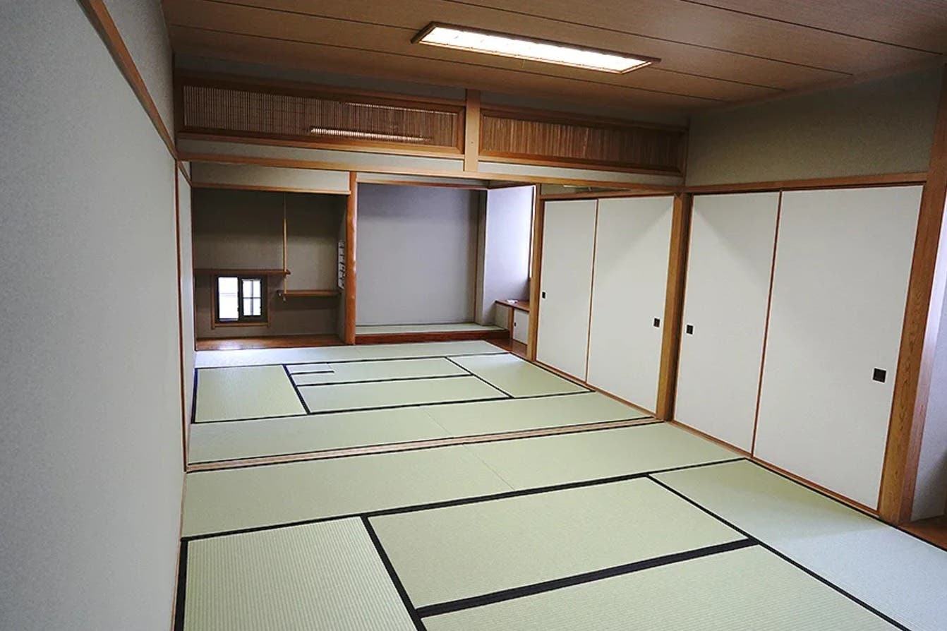 大治町のレンタル和室です。床の間のあるレンタル和室。バス停より徒歩１分！撮影も快適にご利用いただけます。Wi-Fi📶の写真6