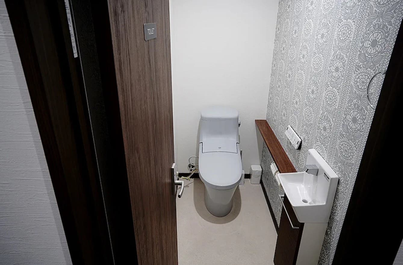 大治町のレンタル和室です。床の間のあるレンタル和室。バス停より徒歩１分！撮影も快適にご利用いただけます。Wi-Fi📶の写真12