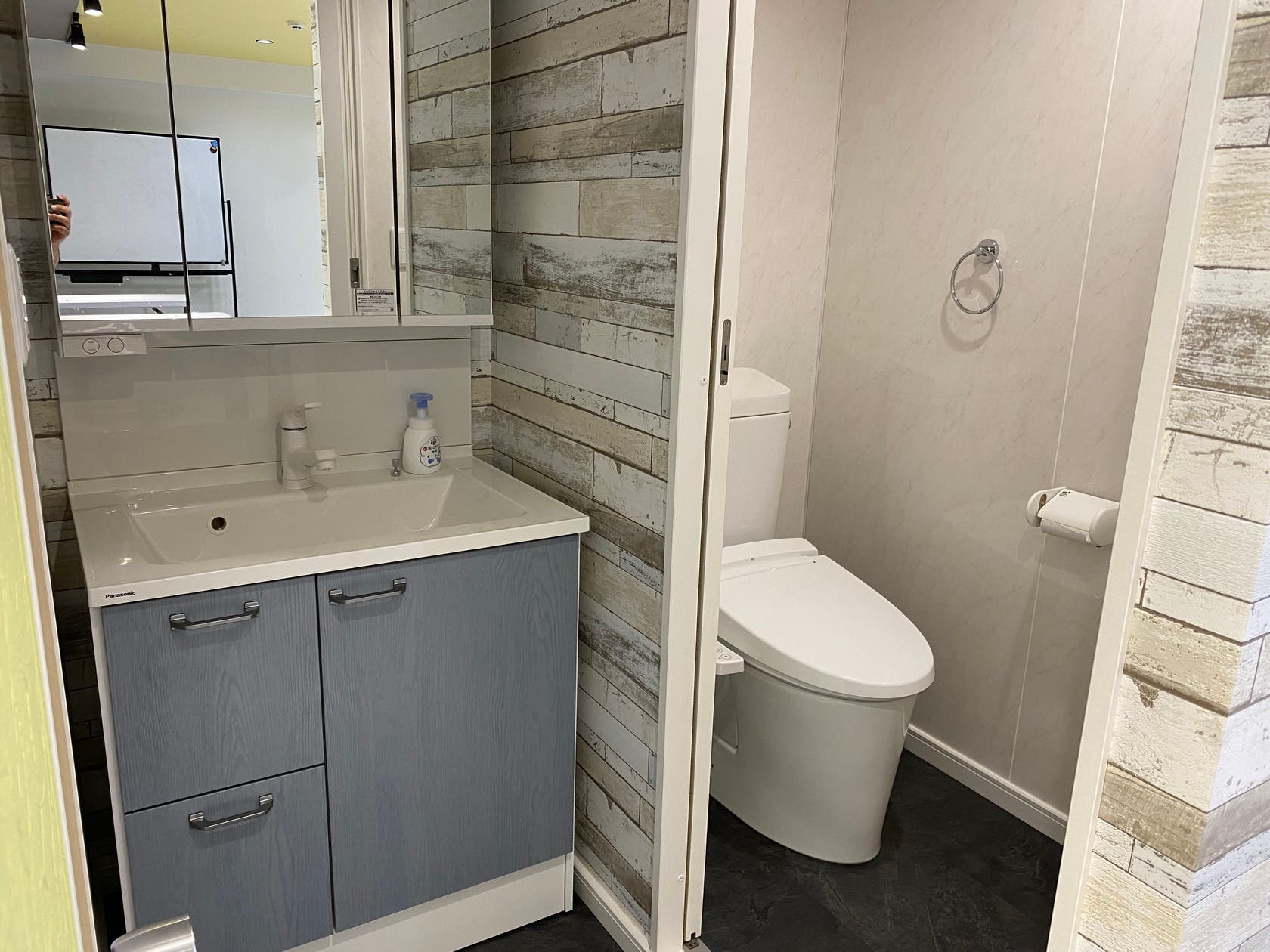 【仙台でここだけ】204号室　仙台駅から7分　2か所換気の安心会議室　12名～15名の写真9