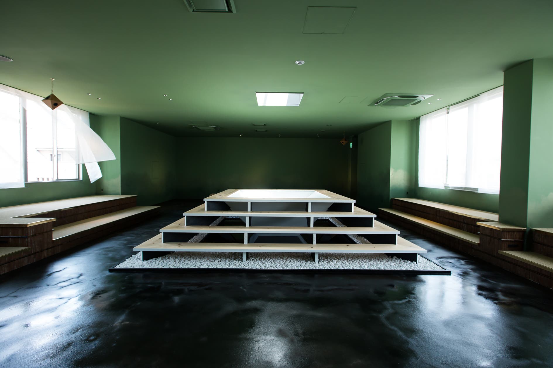 【駅近】テレワークや面談・商談等に最適な個室空間！/Wi-Fi完備・モニター常設【SOUTH（サウス）】の写真4