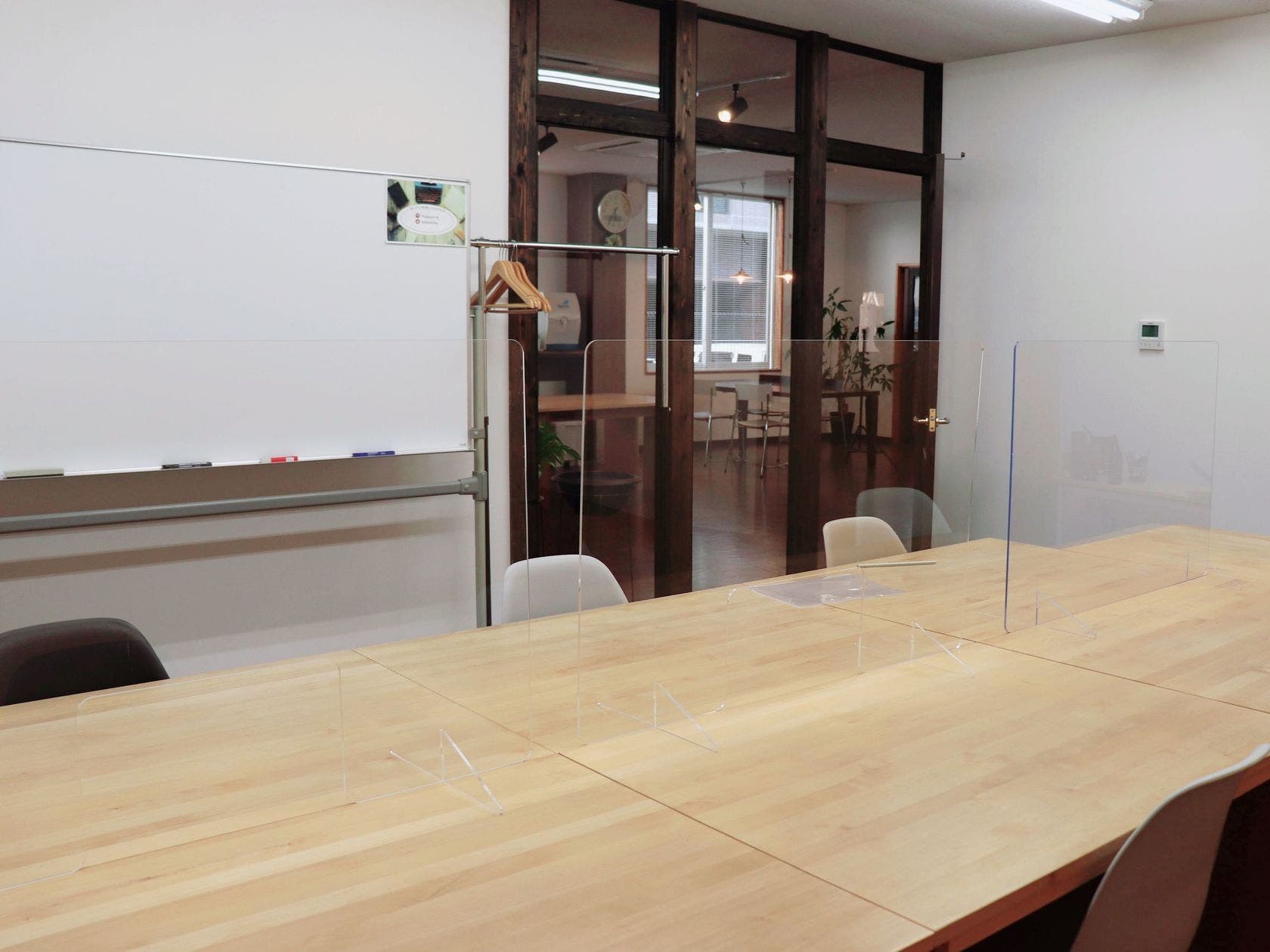 【ゆっくりやさしくパソコン教室】 第3教室　倉吉駅から車で3分・徒歩10分　駐車場ありの写真6