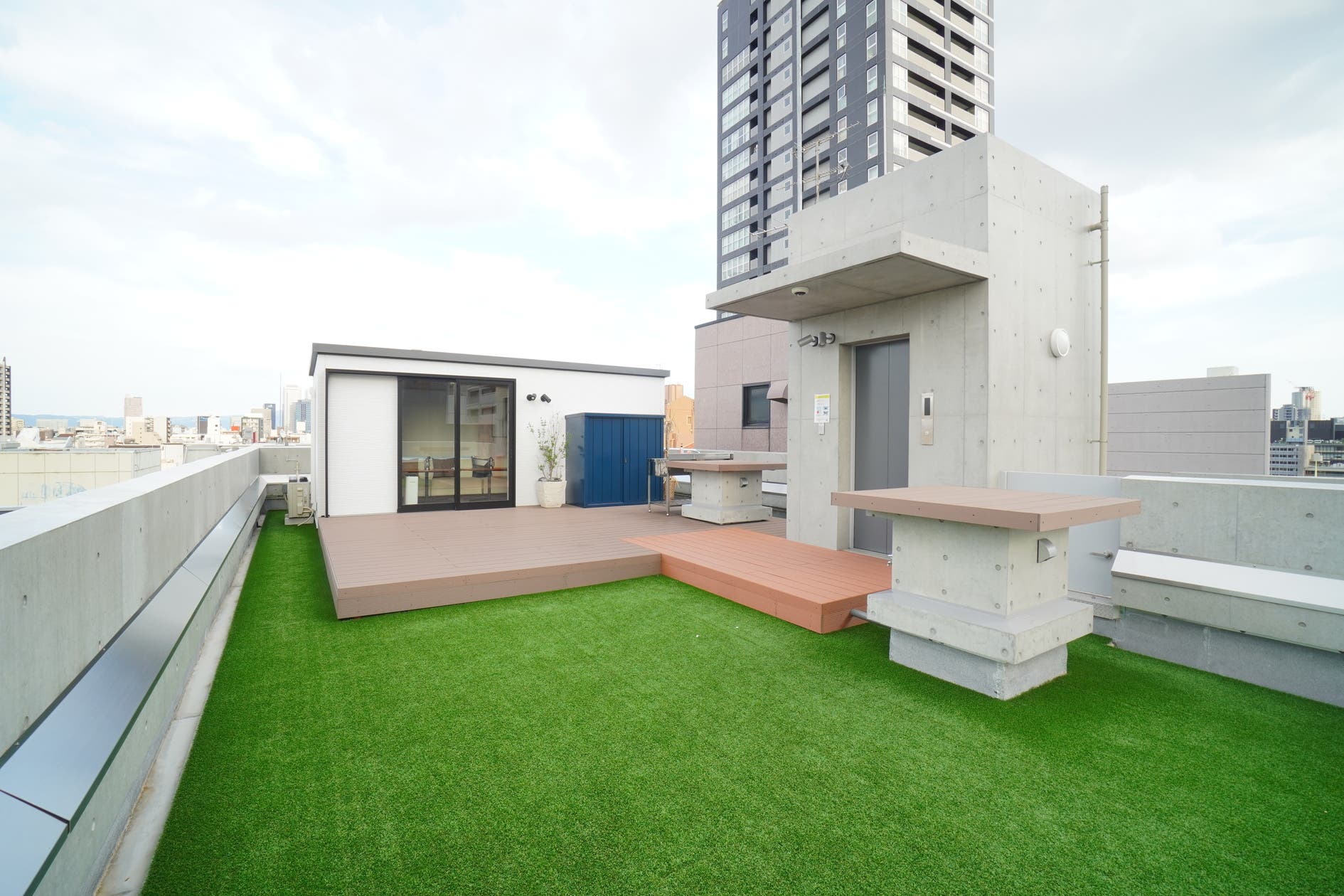 ＜南森町プライベートパーク＞冷暖房完備コンテナ＆緑あふれる庭付き✨夏でも快適！会議・セミナー・撮影に最適なプライベート空間の写真7