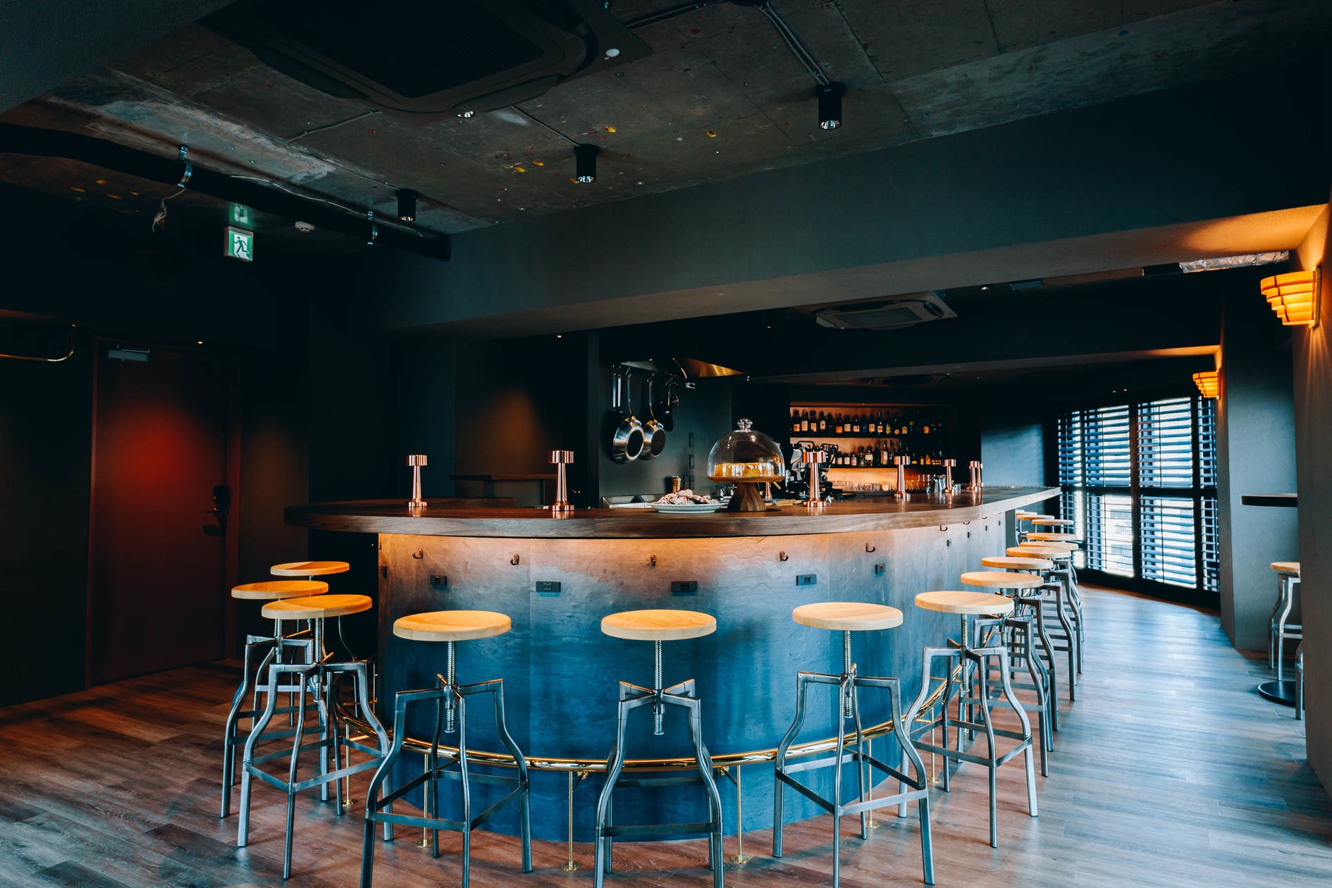 渋谷駅から徒歩5分のカフェバーの写真1