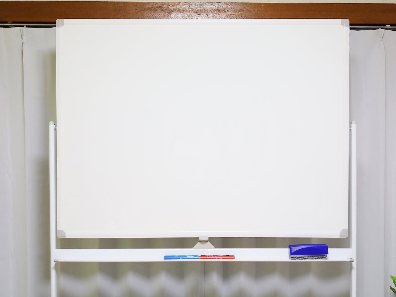 WiFi・大型モニター全て無料！ 会議・勉強会・ボードゲーム・研修・動画配信・女子会・懇親会などの写真13