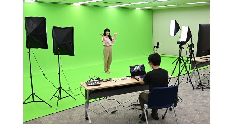 【八王子】広くて安い！クロマキーカーテン付き！動画スタジオの写真3