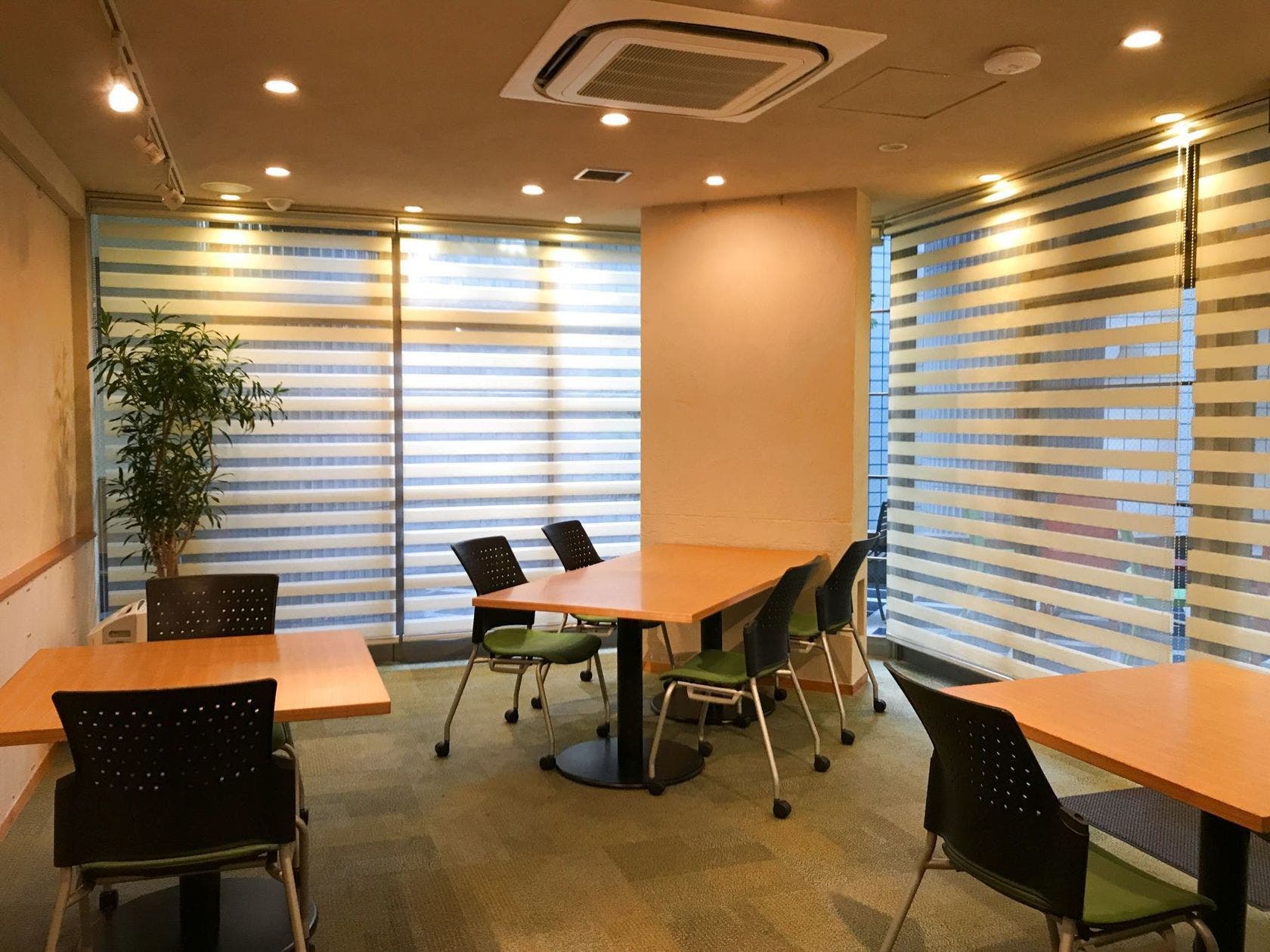 ギャラリールーム　恵比寿駅から徒歩3分！Wi-Fi無料の完全個室。明るい室内で会議はもちろん、展示会などにも。の写真5