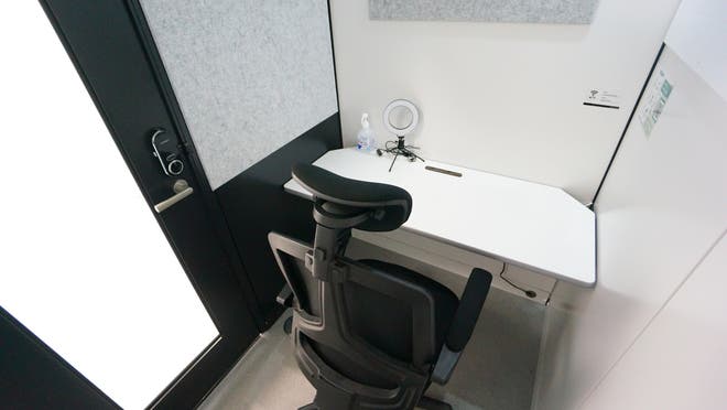 <RemoteworkBOX HKTビル神保町店【No.4】>完全個室⭐️Wi-Fi無料!2時間以上の利用でお得!の写真5