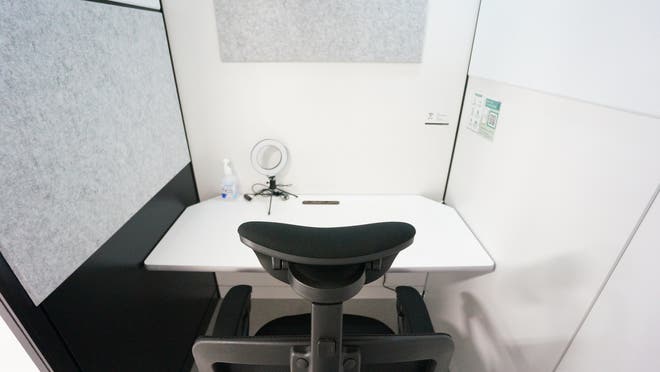 <RemoteworkBOX HKTビル神保町店【No.5】>完全個室⭐️Wi-Fi無料!2時間以上の利用でお得!の写真3