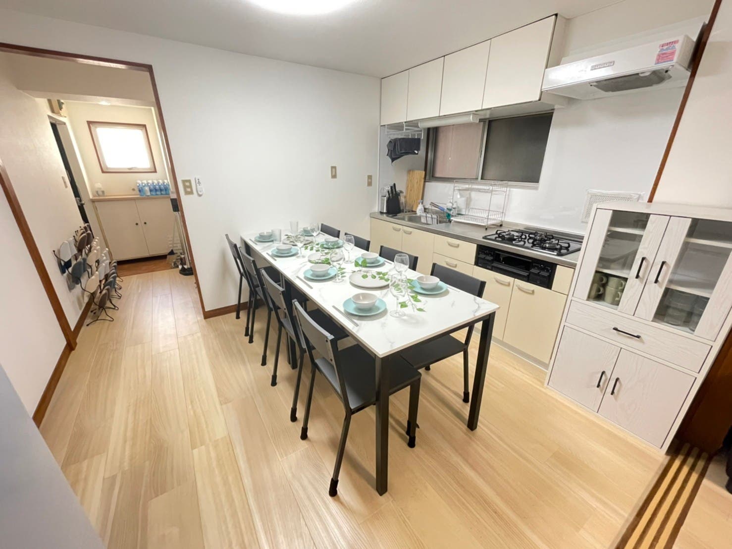 【広いキッチン🍽】駅6分✨最大20名🙆‍♀️100㌅大画面でゲーム・鑑賞🎥24H🌃【alpha_001】の写真6