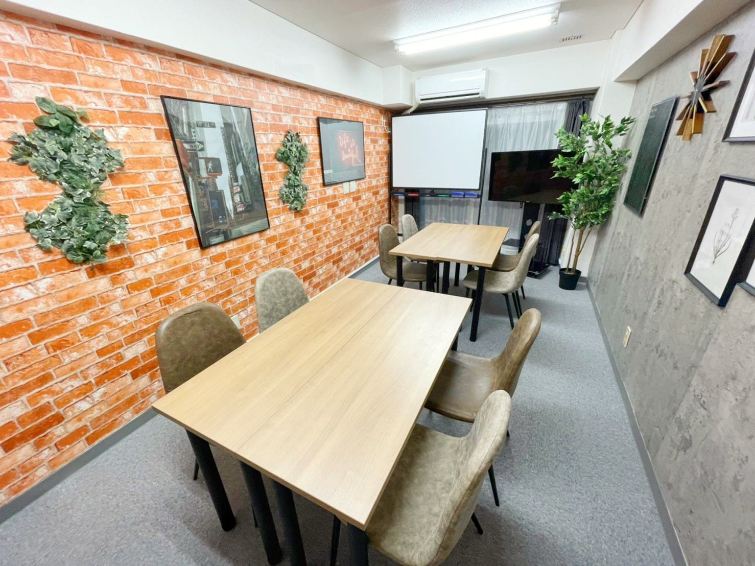 【高田馬場駅1分！16名利用可！】綺麗な室内！WiFi・モニター・ホワイトボード・備品類全て無料！ふれあい貸し会議室 高田馬場Eの写真9