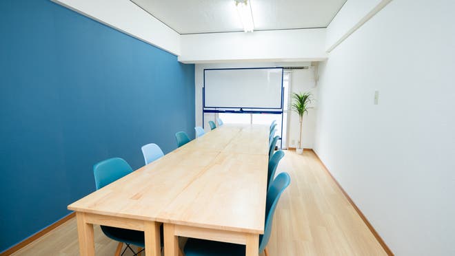 P2.P4出口2分/最大17名/設備無料/光高速Wifi/プロジェクター/ホワイトボードの写真9