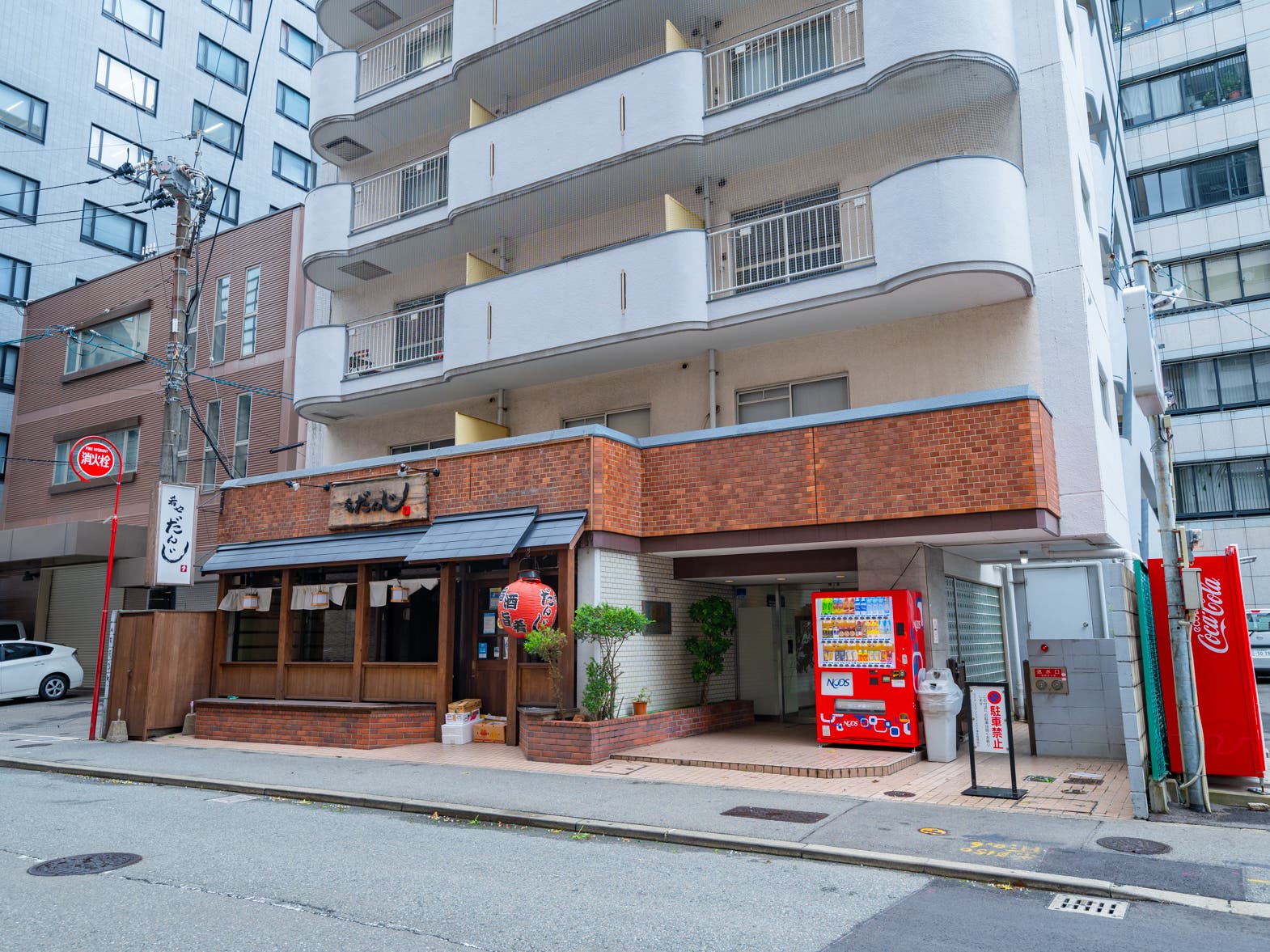 P2.P4出口2分/最大17名/設備無料/光高速Wifi/ﾌﾟﾛｼﾞｪｸﾀｰ/ﾎﾜｲﾄﾎﾞｰﾄﾞの写真20