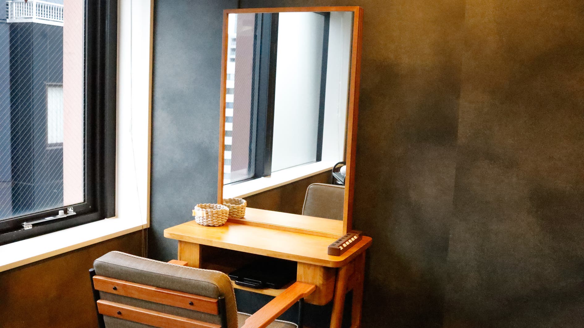 希少な【シャンプー台】付きの高級感溢れる美容レンタルサロン☆カット、カラー、スパ、シャンプーの練習などに。の写真4