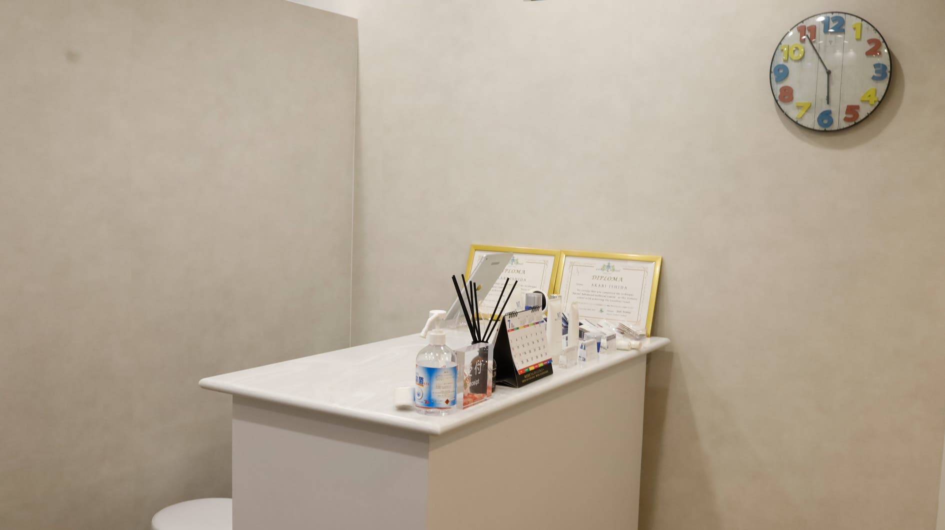 希少な【シャンプー台】付きの高級感溢れる美容レンタルサロン☆カット、カラー、スパ、シャンプーの練習などに。の写真11