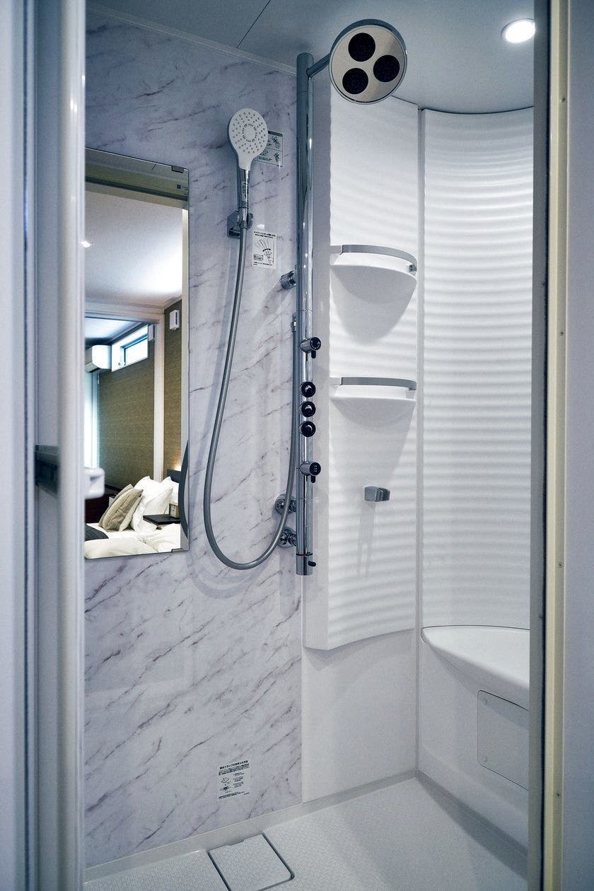 3階シャワールーム【ベッドルーム利用の方のみ】の画像1