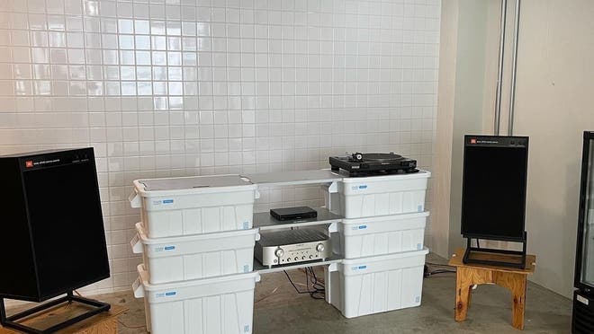 【addict.gallery】桜川駅徒歩1分。自然光が射すギャラリー・イベントスペースの写真3