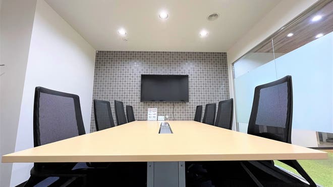 【BIZcomfort神戸三宮】三宮(三ノ宮)駅各線から徒歩5分!8名用貸会議室の写真2