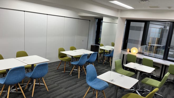 【銀座駅他2駅から3分・松屋近く】15名着席/社内MTG・研修・イベント・同窓会などに最適/飲酒飲食OK/オシャレ&カジュアル!の写真5