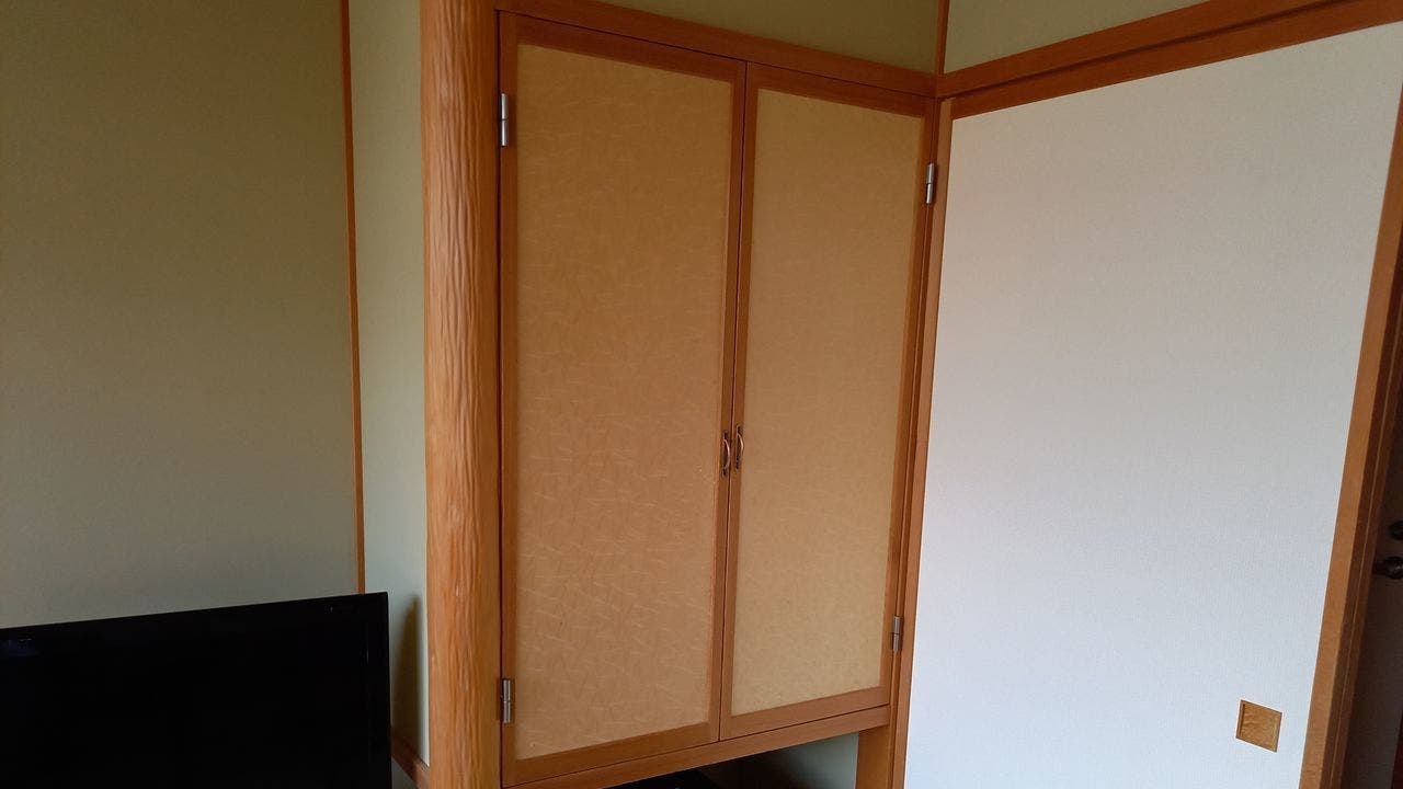 かけ流し温泉銭湯の少人数のテレワーク等に最適な個室の写真13