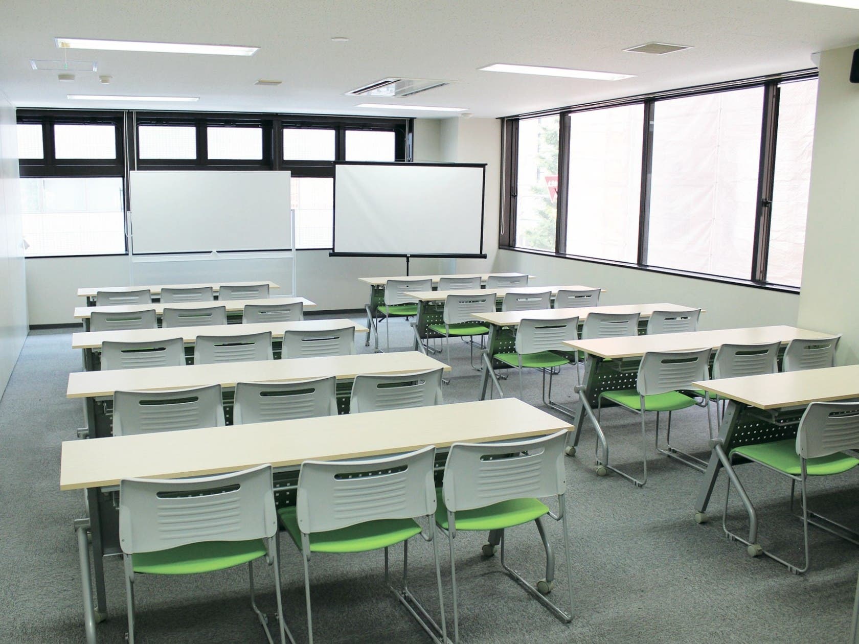 名古屋会議室　プレス・トーク会議室伏見駅前店　会議室A【伏見徒步3分！最大30名利用可能、備品無料＆スタッフ常駐】の写真1