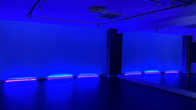 【駅近!おしゃれで開放感のあるスタジオ】リハーサルやワークショップ・各種レッスンに最適の写真3