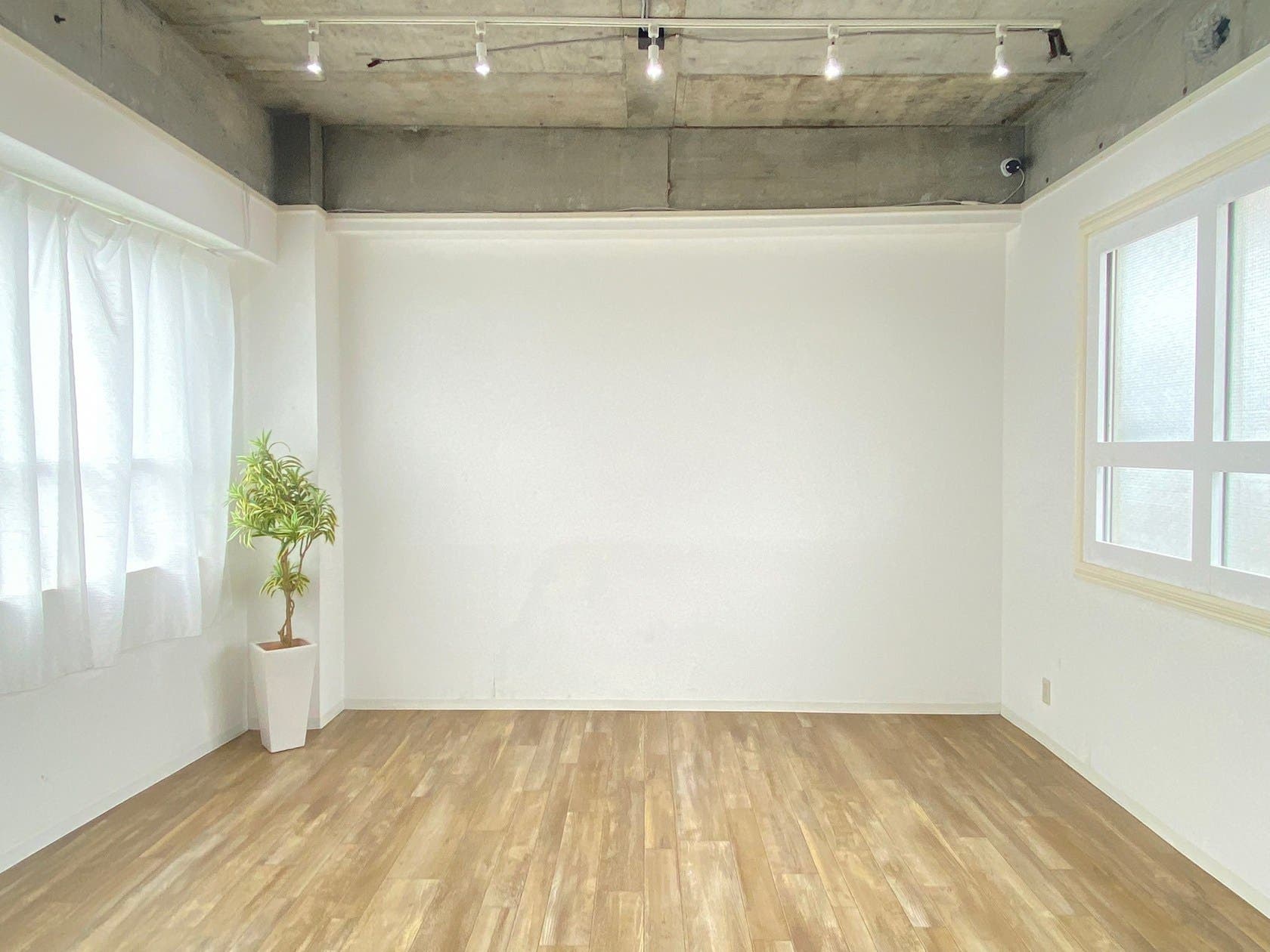 【駅近！オシャレなスタジオで写真・動画撮影】写真撮影/映像撮影/配信の写真9