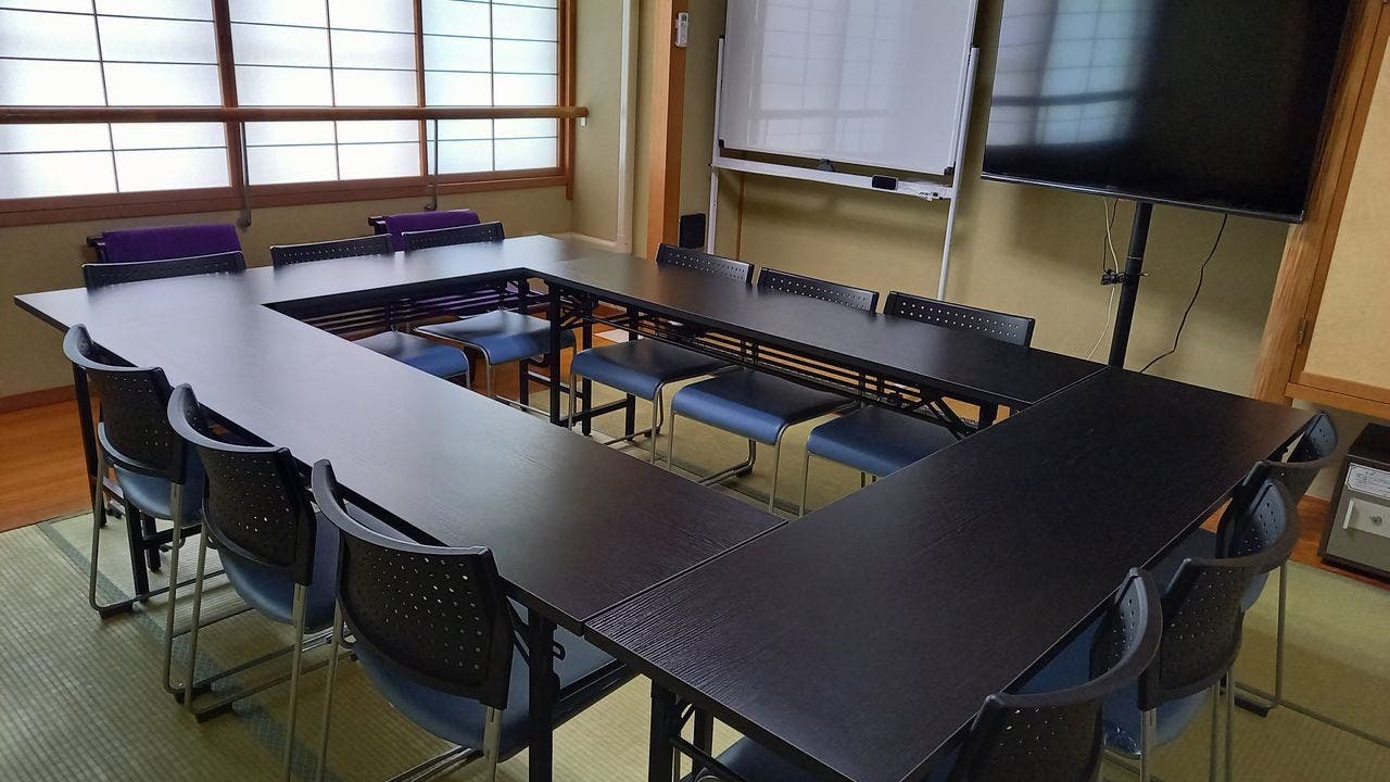 かけ流し温泉銭湯の会議、セミナー、教室等に最適な個室の写真7