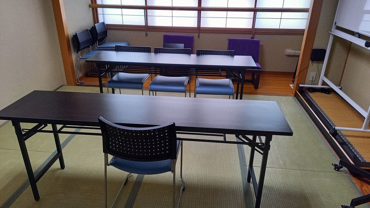 かけ流し温泉銭湯の会議、セミナー、教室等に最適な個室の写真9