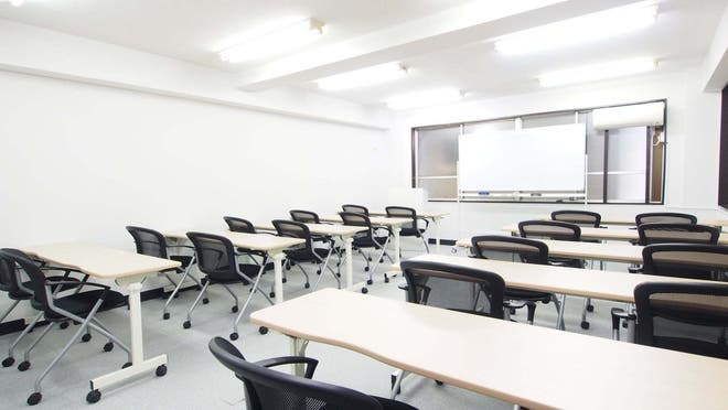 【西新宿駅徒歩1分】プロジェクター無料🉐高速Wi-Fi💻個室/最大30名/レンタルスペース『Crave西新宿02』の写真3