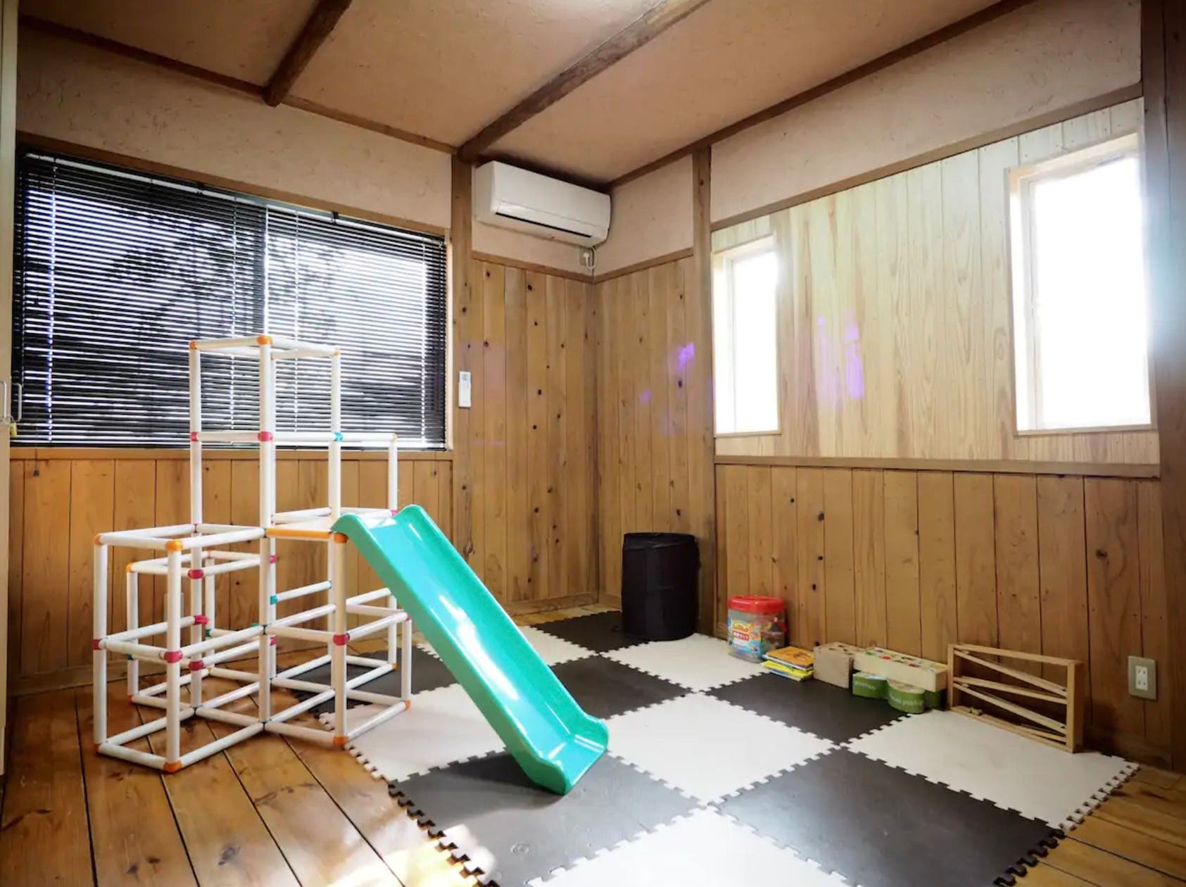 【別府鶴見小倉の豪邸】使い方色々、見晴らしいい高台でママ会、女子会、懇親会、P2台、広々一軒家貸し切りヴィラレガーロの写真25