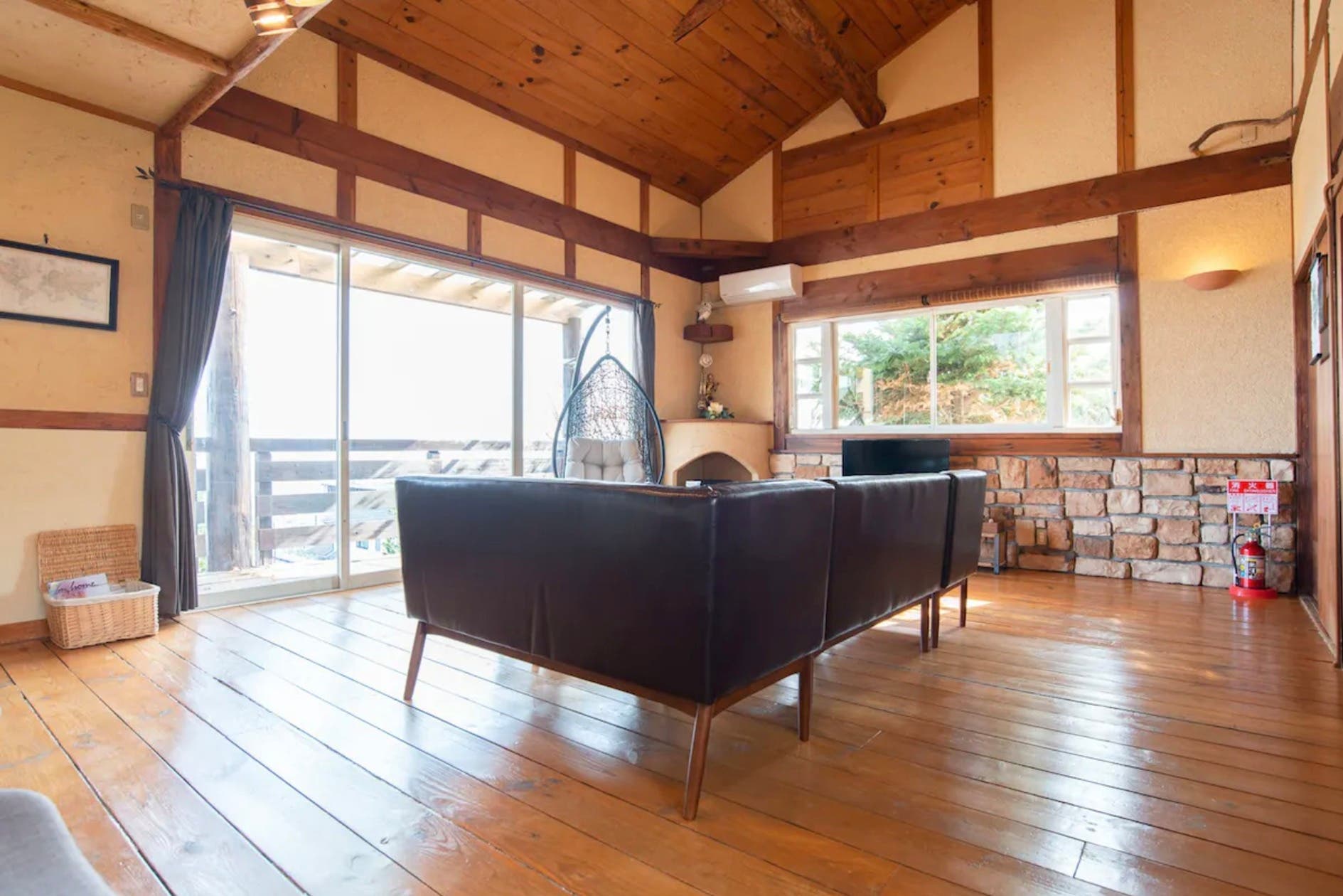 【別府鶴見小倉の豪邸】使い方色々、見晴らしいい高台でママ会、女子会、懇親会、P2台、広々一軒家貸し切りヴィラレガーロの写真9