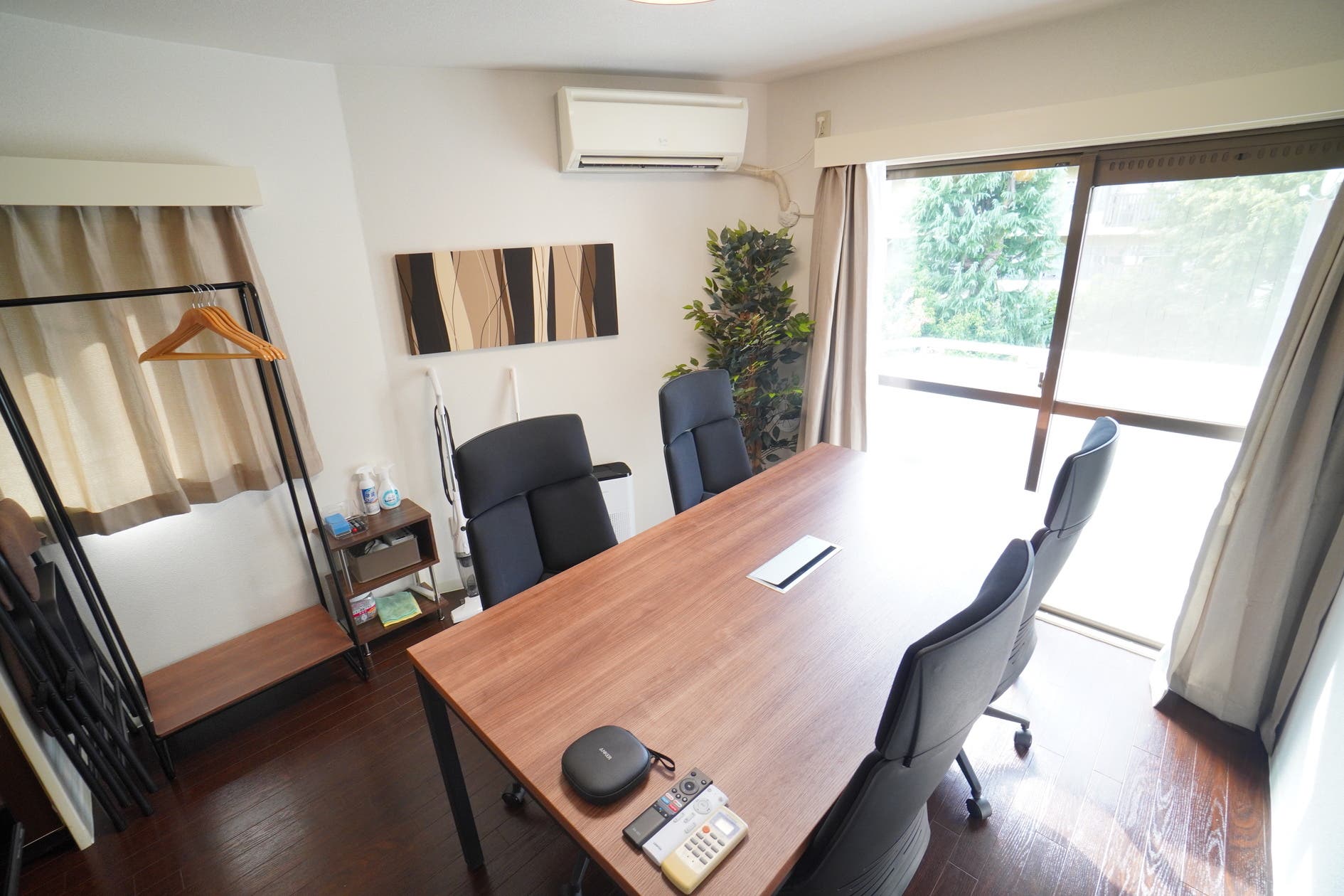＜二子玉川会議室＞完全個室✨光Wi-Fi📶大型モニター兼スマートテレビ📺会議/商談/テレワークの写真5