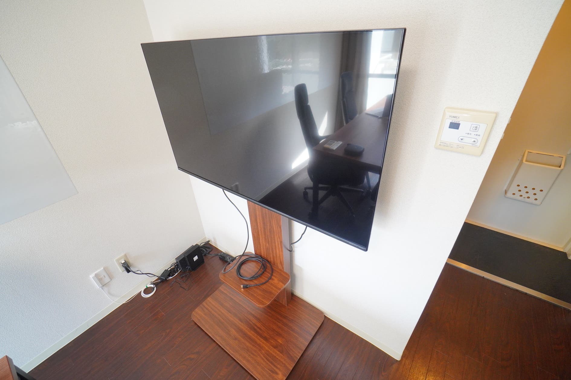 ＜二子玉川会議室＞完全個室✨光Wi-Fi📶大型モニター兼スマートテレビ📺会議/商談/テレワークの写真12