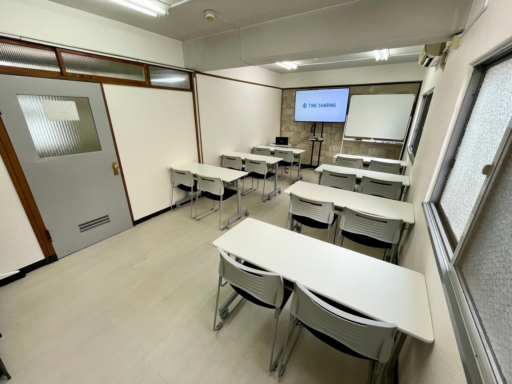 203【秋葉原駅5分】盛り上がる用途OK！リーズナブル会議室の写真6