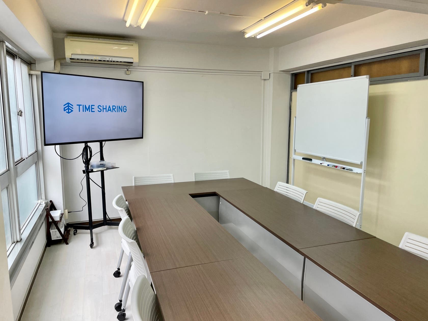 202【秋葉原駅5分】盛り上がる用途OK！リーズナブル会議室の写真4