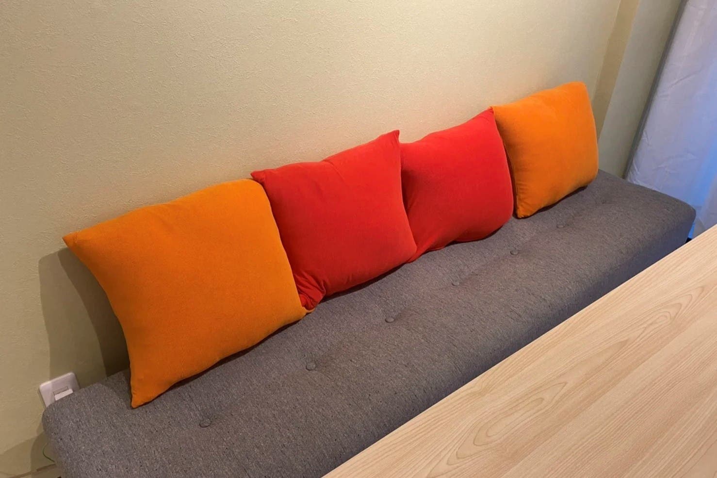 【浦和駅8分！6名】WiFi＆動画サービス＆モニター＆ホワイトボード＆備品類 全て無料✨窓あり☀ふれあい貸し会議室 浦和Aの写真5