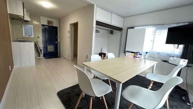 【大宮駅6分!9名】綺麗✨WiFi&動画サービス&モニタ&ホワイトボード&備品類 全て無料😊窓あり☀ふれあい貸し会議室 大宮Aの写真2