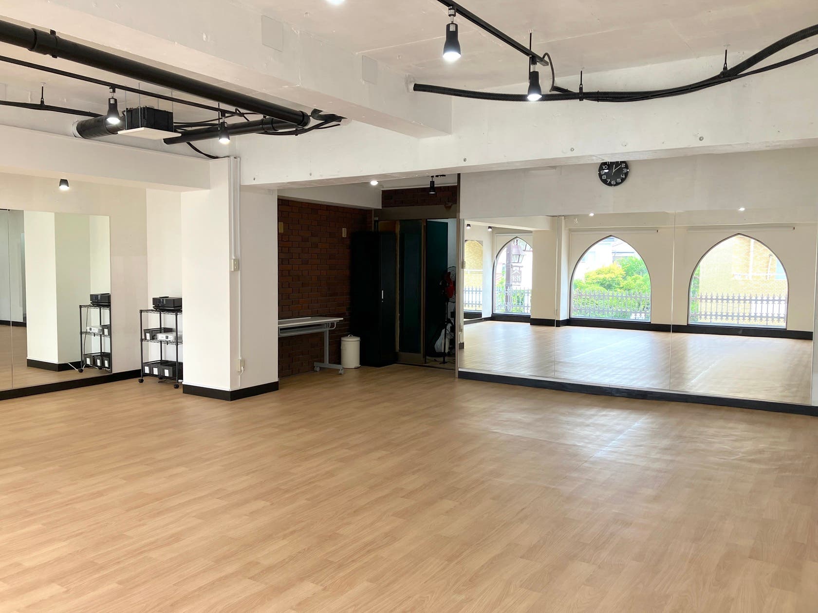 「 大型壁面ミラー✨BOSEステレオ♪ Wi-Fi📶 窓がある広々スタジオ 」の写真10