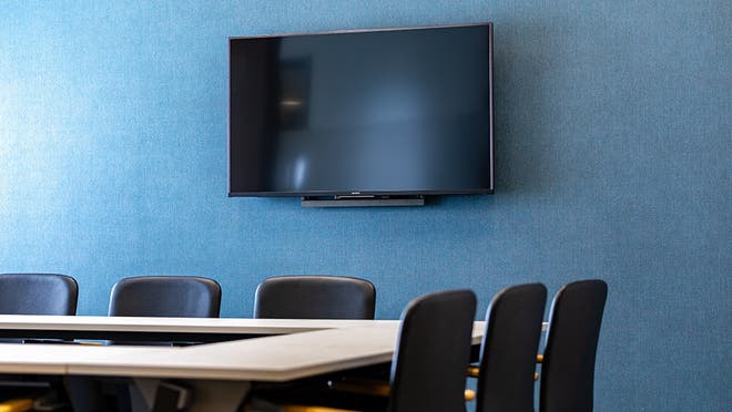 名古屋会議室 Tsudoico 名古屋駅前店 RoomE【国際センター駅直結!ネイビーがキーカラーの室内は最大18名利用可能】の写真3