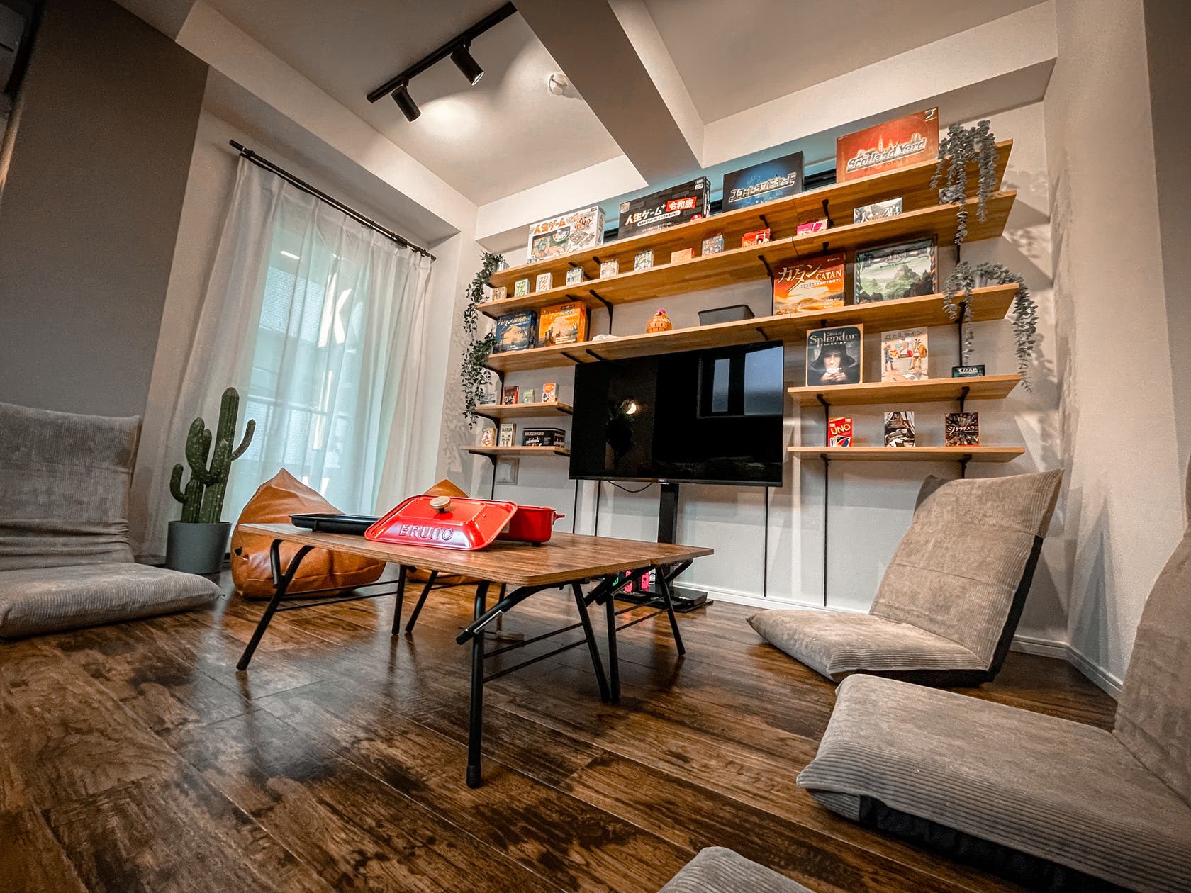 ボドゲ上野1号店⭐️ボードゲーム役４０種類🎲大人気ゲーム機完備🎮光回線⚡動画向きの写真6