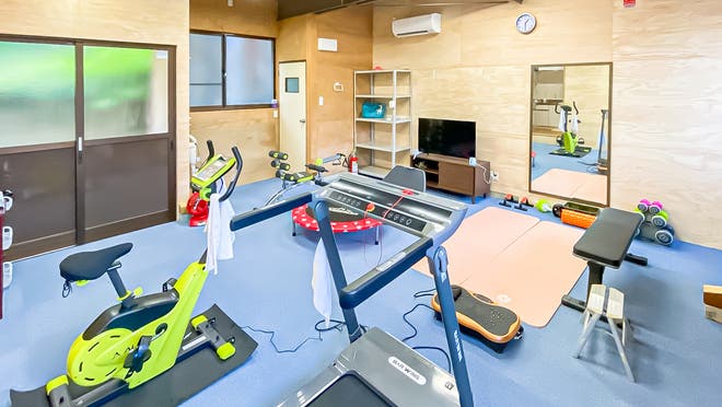 レンタルスペースかとう・1階貸切ジム<24時間利用可能(受付18時まで)駅徒歩3分>の写真2