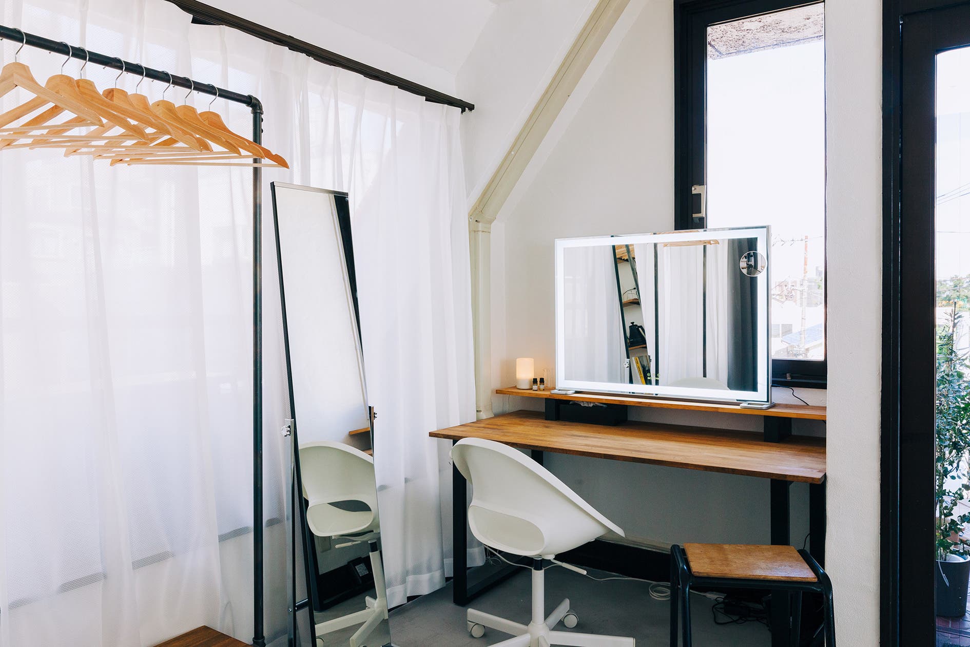 【 無料機材も充実 】 南向き窓で柔らかい自然光・白壁・モルタル床・奥行き8m ・清潔【駅近！大田区馬込駅2分】の写真12