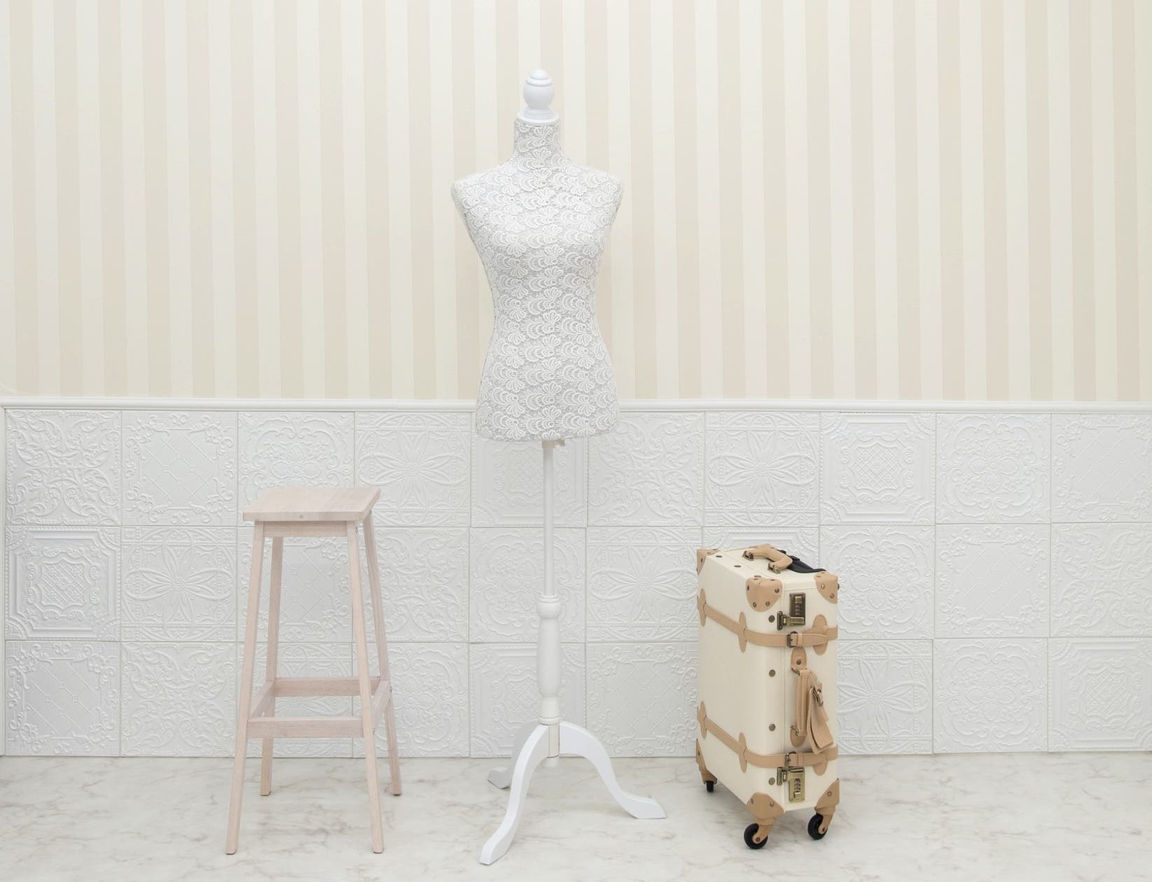 【西池袋撮影スタジオ】姫系フェミニン×ラグジュアリー×ダンディの3ゾーン撮影可｜ポートレート｜推し活｜生誕祭｜コスプレ｜楽器可の写真16