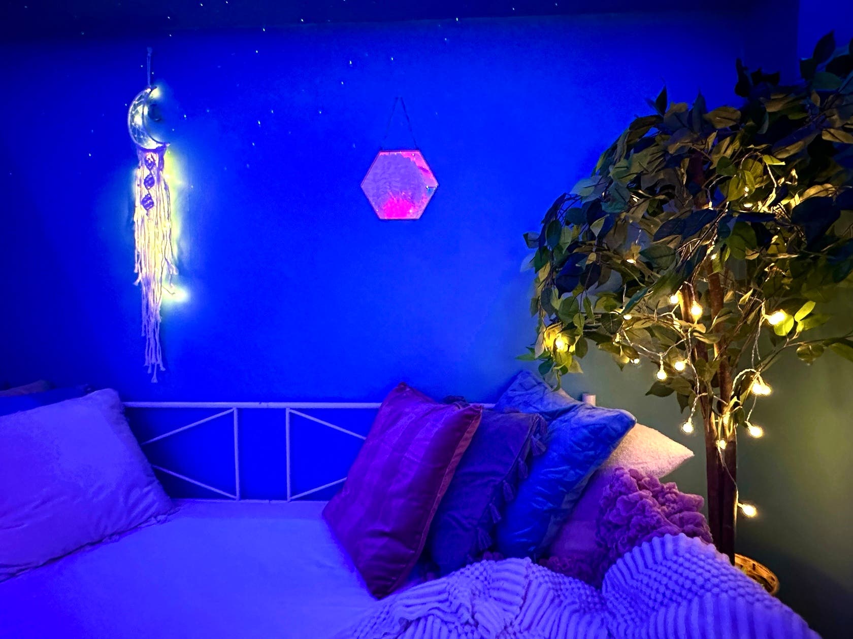 🌸学割&レベチな特割🌸SNSで大人気‼︎LEDライト搭載✨100インチプロジェクター映画見放題🎥大人気ゲーム機、ボドゲ完備の写真7